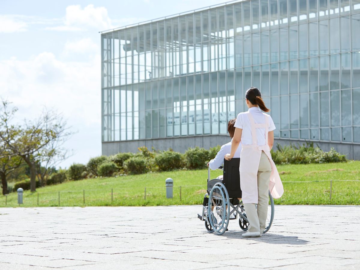 Assisted Living Placement for Seniors Needing Daily Care