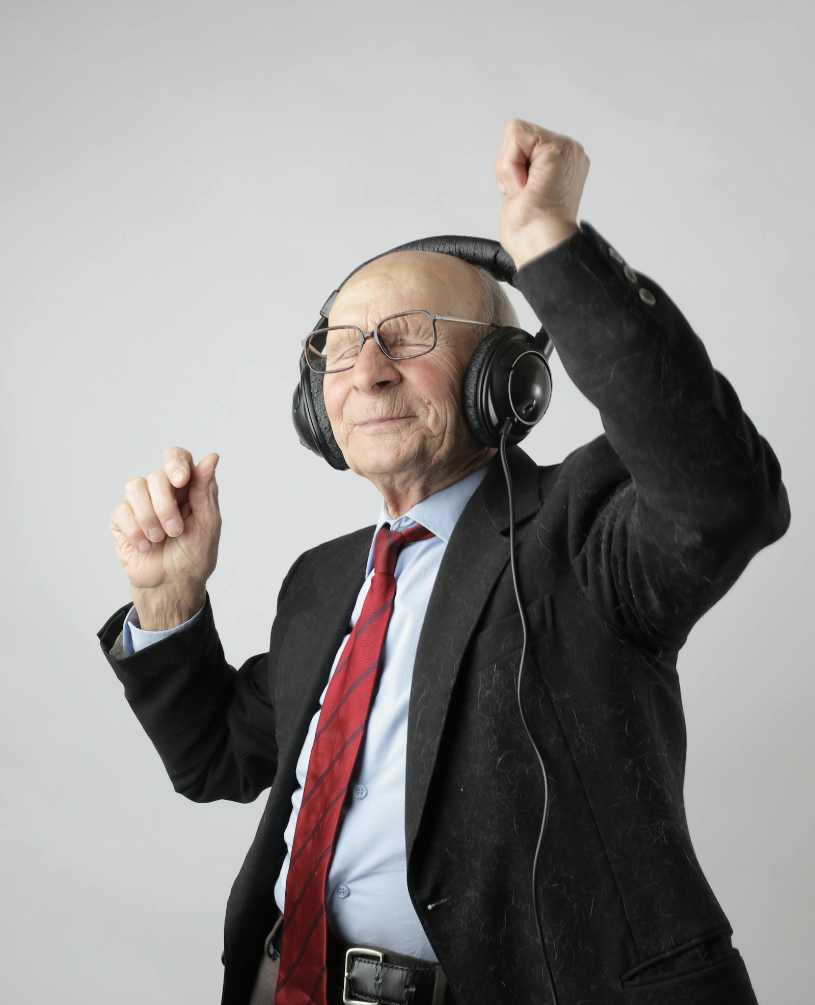 Best Community Programs Enhancing Senior Social wellness 2026